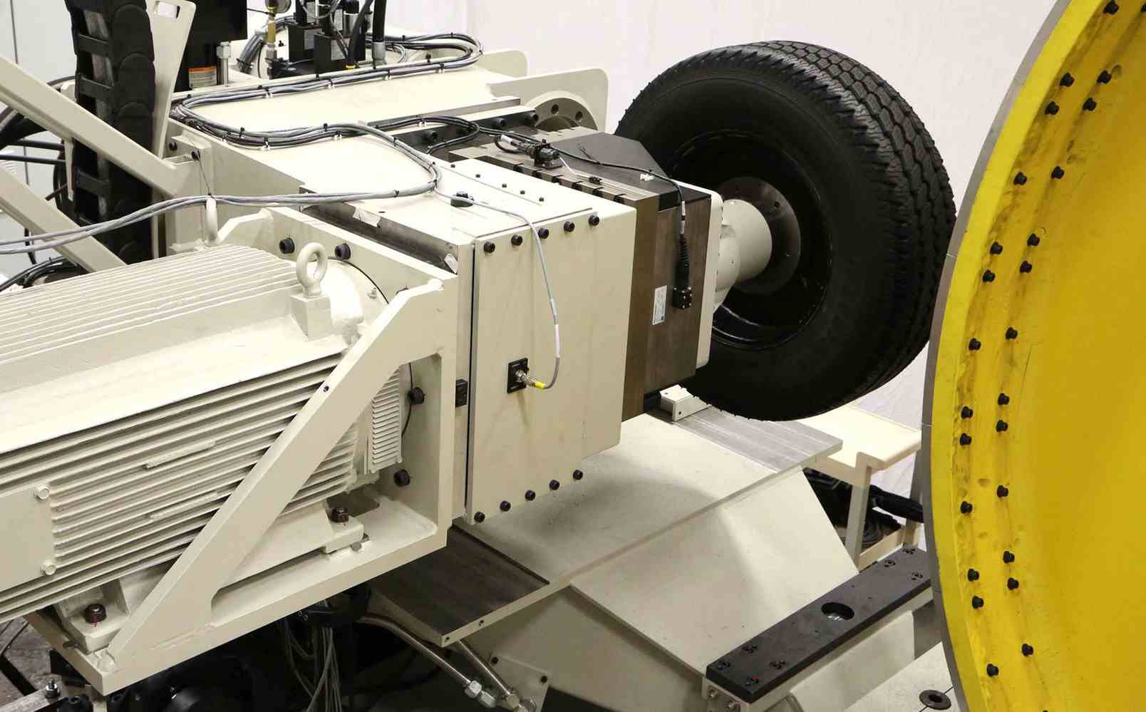 MTS Tire Tread Wear Simulation Systems - Simton